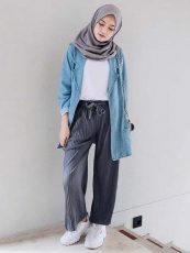 25 OOTD Outer Hijab Kekinian agar Kamu Tampil Trendi - Hai Gadis