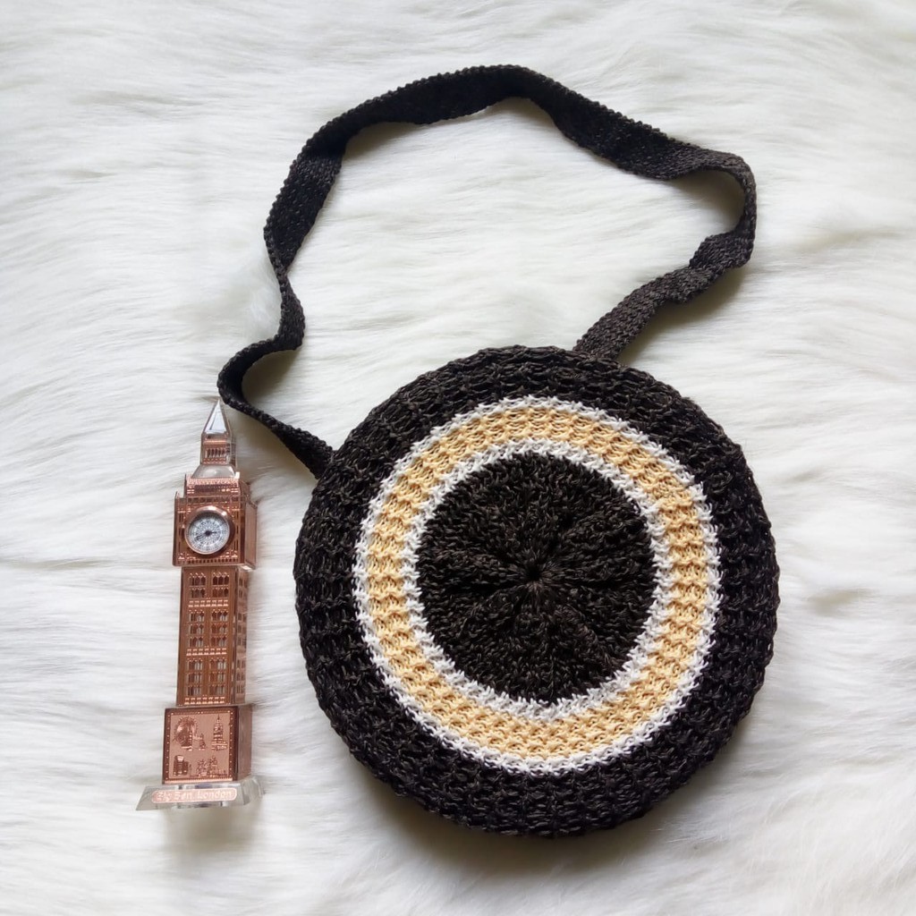 Model Tas Rajut Terbaru 2021 Untuk Membantumu Tampil Makin Stylish