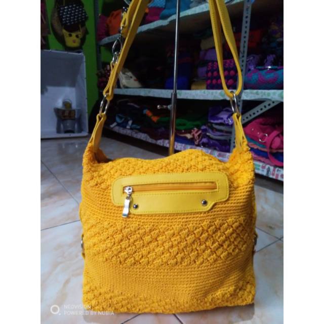 Model Tas Rajut Terbaru 2021 Untuk Membantumu Tampil Makin Stylish