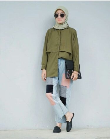 Inspirasi Street Style Hijab Kekinian yang Simpel Tapi Kece - Hai Gadis